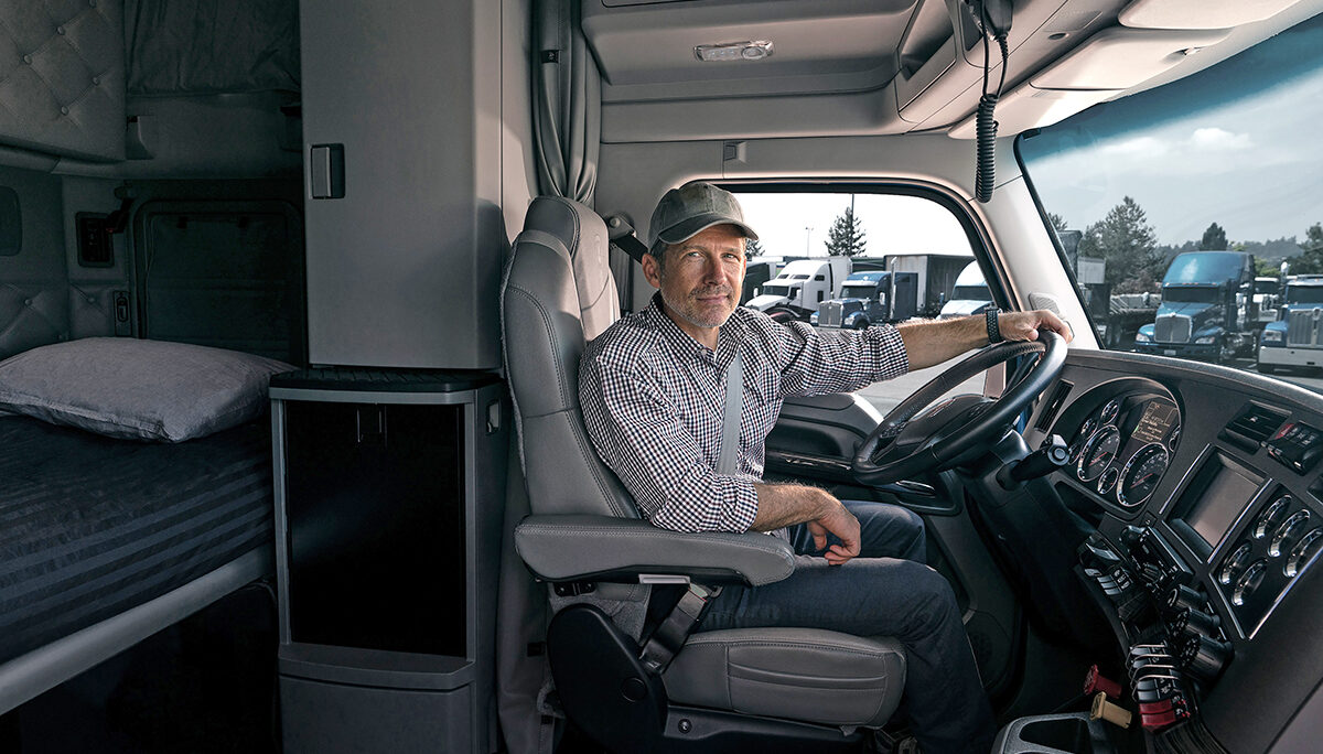 Being a trucker in USA - Truck Lovers